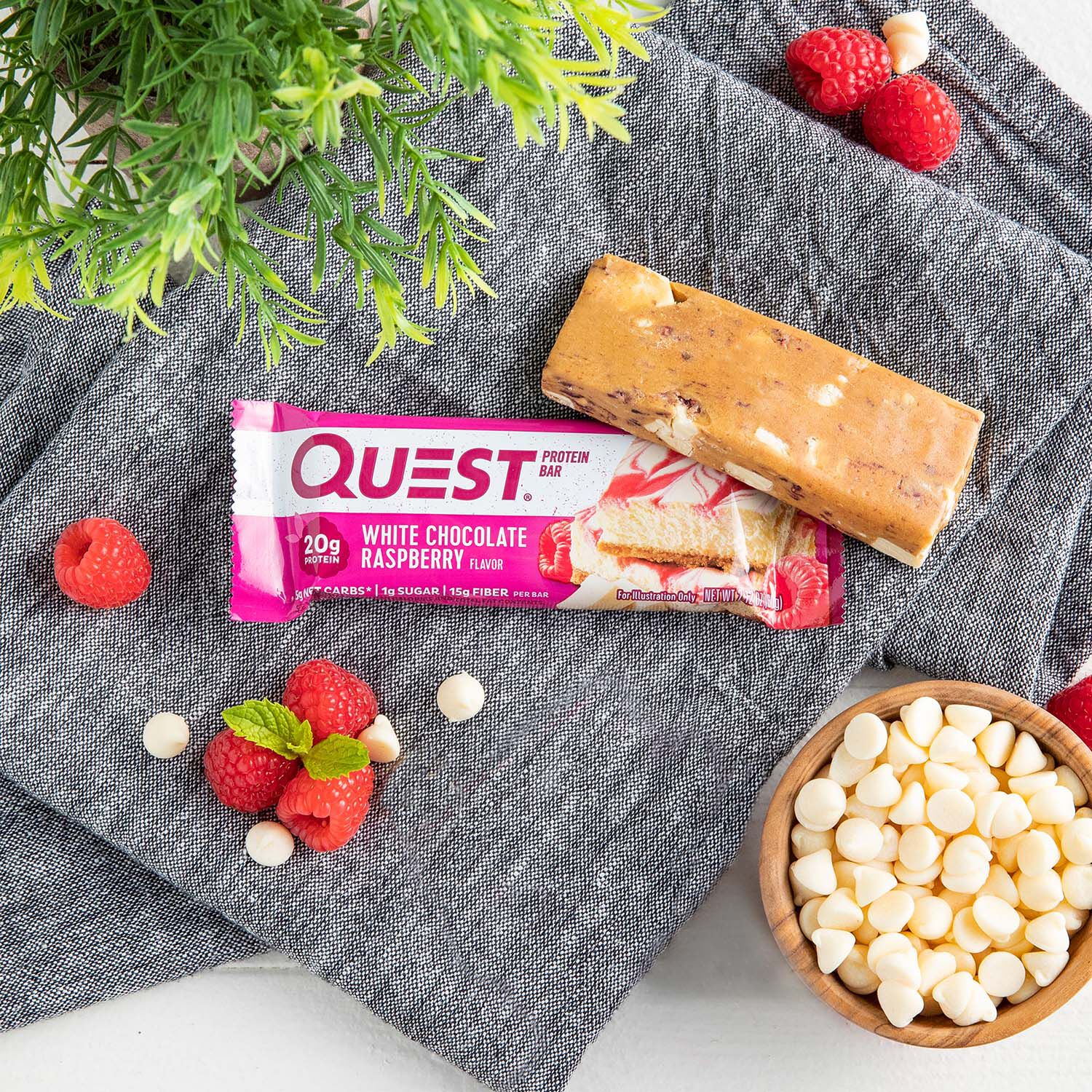 Quest® Quest Bar – White Chocolate Raspberry | GNC