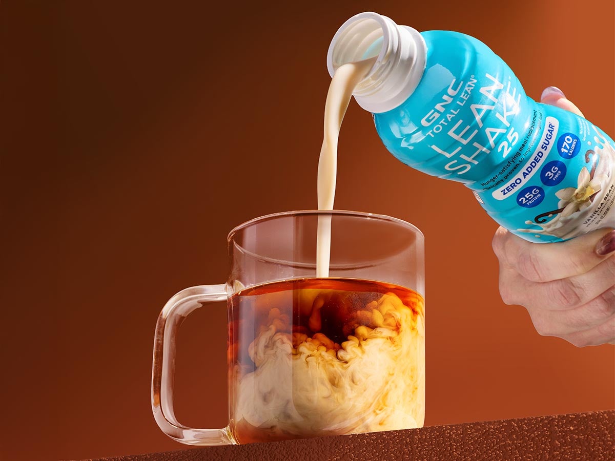 Protein Latte Total Lean Shake 25® Vanilla Recipe | GNC